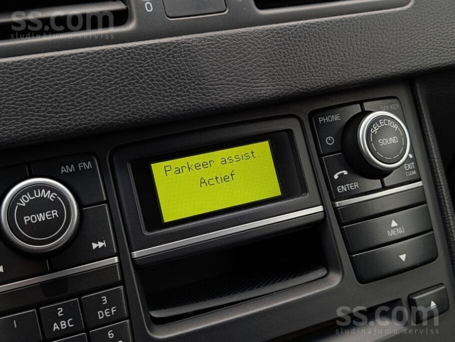 Volvo XC90 2008 Jūrmala, ar dzinēja tilpumu 2.40 L un nobraukumu 264 tūkst. km par 8800 €, foto 30 vietnē AUTOMOTO.COM.LV