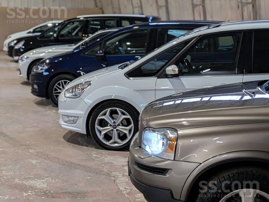 Volvo XC90 2008 Jūrmala, ar dzinēja tilpumu 2.40 L un nobraukumu 264 tūkst. km par 8800 €, foto 36 vietnē AUTOMOTO.COM.LV