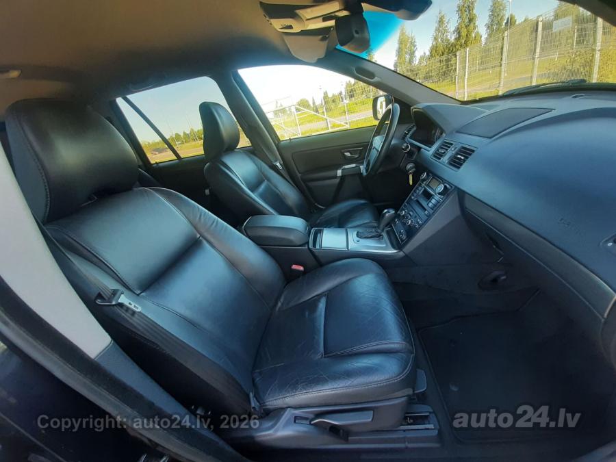 Volvo XC90 2008 Tartu, ar dzinēja tilpumu 2.40 L un nobraukumu 275 tūkst. km par 7490 €, foto 17 vietnē AUTOMOTO.COM.LV