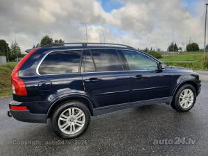 Volvo XC90 2008 in Tartu, with an engine capacity of 2.40 L and mileage of 275 thousand km for 7390 €, photo 9 on AUTOMOTO.COM.LV