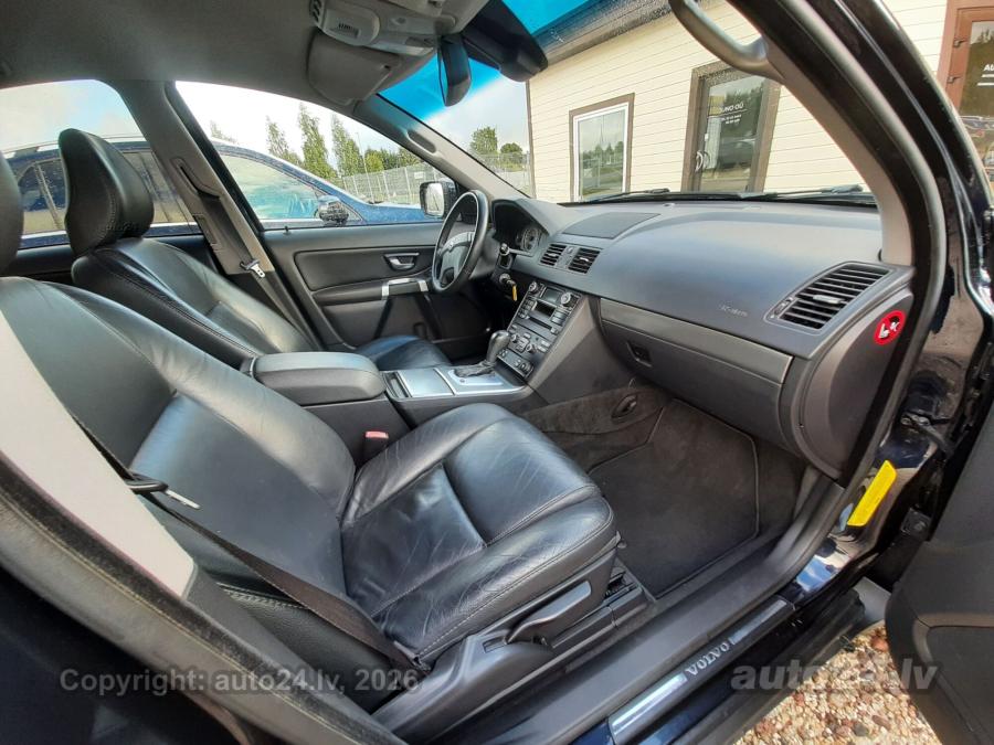 Volvo XC90 2008 in Tartu, with an engine capacity of 2.40 L and mileage of 275 thousand km for 7390 €, photo 17 on AUTOMOTO.COM.LV
