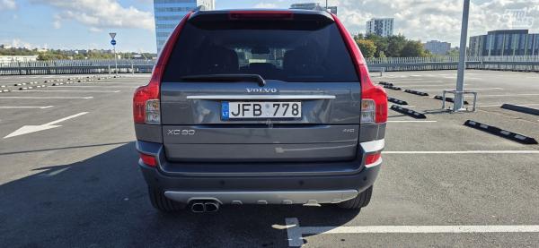 Volvo XC90 2008 Viļņa vietnē Volvo XC90 2008 Viļņa, ar dzinēja tilpumu 2.40 L un nobraukumu 404 tūkst. km par 5900 €, foto 7 vietnē AUTOMOTO.COM.LV