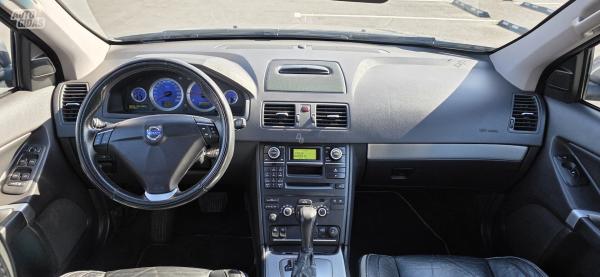 Volvo XC90 2008 Viļņa vietnē Volvo XC90 2008 Viļņa, ar dzinēja tilpumu 2.40 L un nobraukumu 404 tūkst. km par 5900 €, foto 9 vietnē AUTOMOTO.COM.LV