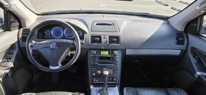 Volvo XC90 2008 in Vilnius, with an engine capacity of 2.40 L and mileage of 404 thousand km for 5900 €, photo 9 on AUTOMOTO.COM.LV