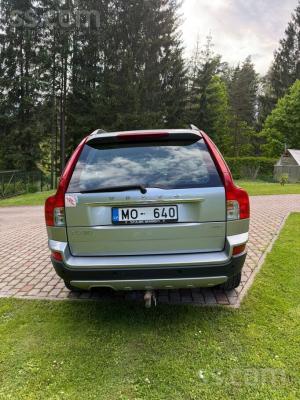 Volvo XC90 2009 in Cesis, with an engine capacity of 2.40 L and mileage of 240 thousand km for 3500 €, photo 4 on AUTOMOTO.COM.LV