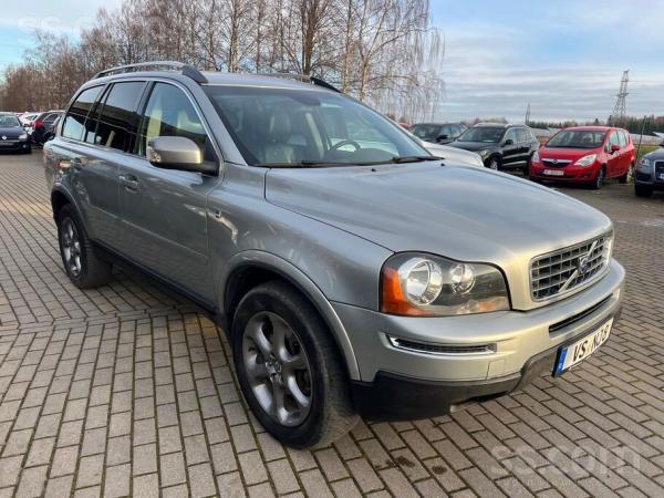 Volvo XC90 2009 Talsi, ar dzinēja tilpumu 2.40 L un nobraukumu 290 tūkst. km par 10970 €, foto 9 vietnē AUTOMOTO.COM.LV