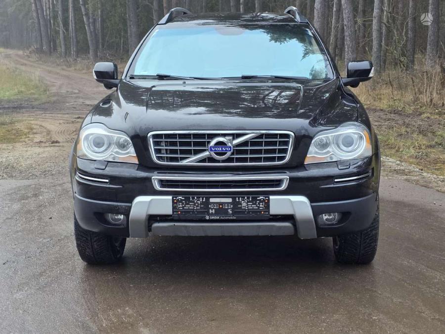 Volvo XC90 2009 Viļņa, ar dzinēja tilpumu 2.40 L un nobraukumu 272 tūkst. km par 9800 €, foto 4 vietnē AUTOMOTO.COM.LV