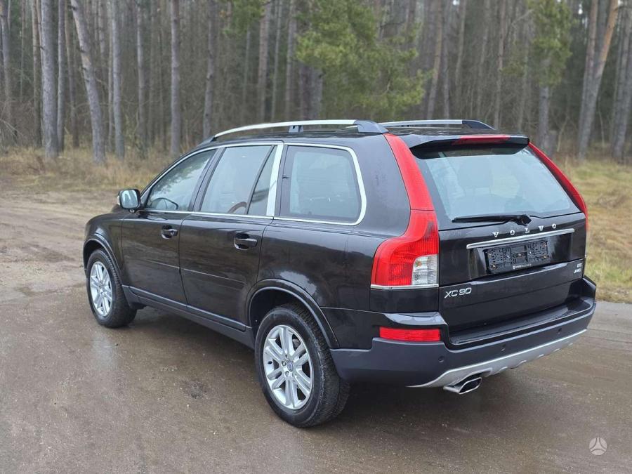 Volvo XC90 2009 Viļņa, ar dzinēja tilpumu 2.40 L un nobraukumu 272 tūkst. km par 9800 €, foto 7 vietnē AUTOMOTO.COM.LV