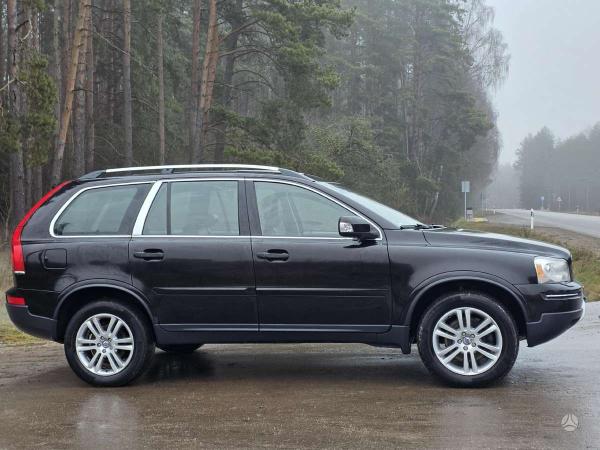 Volvo XC90 2009 in Vilnius, with an engine capacity of 2.40 L and mileage of 272 thousand km for 9800 €, photo 8 on AUTOMOTO.COM.LV