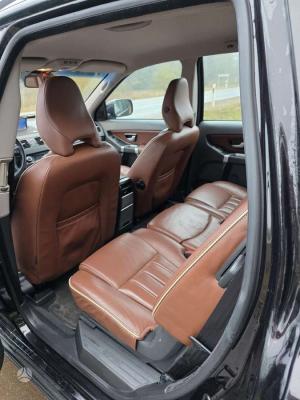 Volvo XC90 2009 Viļņa, ar dzinēja tilpumu 2.40 L un nobraukumu 272 tūkst. km par 9800 €, foto 22 vietnē AUTOMOTO.COM.LV