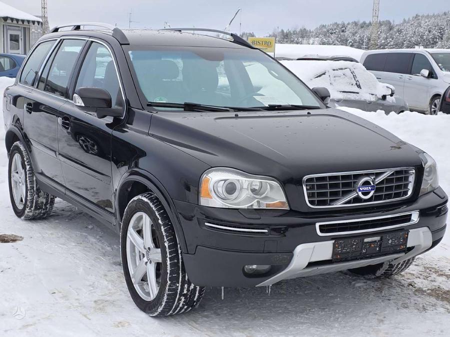 Volvo XC90 2009 in Vilnius, with an engine capacity of 2.40 L and mileage of 280 thousand km for 9750 €, photo 4 on AUTOMOTO.COM.LV