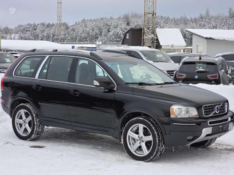 Volvo XC90 2009 in Vilnius, with an engine capacity of 2.40 L and mileage of 280 thousand km for 9750 €, photo 5 on AUTOMOTO.COM.LV