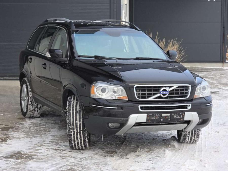 Volvo XC90 2009 in Vilnius, with an engine capacity of 2.40 L and mileage of 280 thousand km for 9750 €, photo 6 on AUTOMOTO.COM.LV