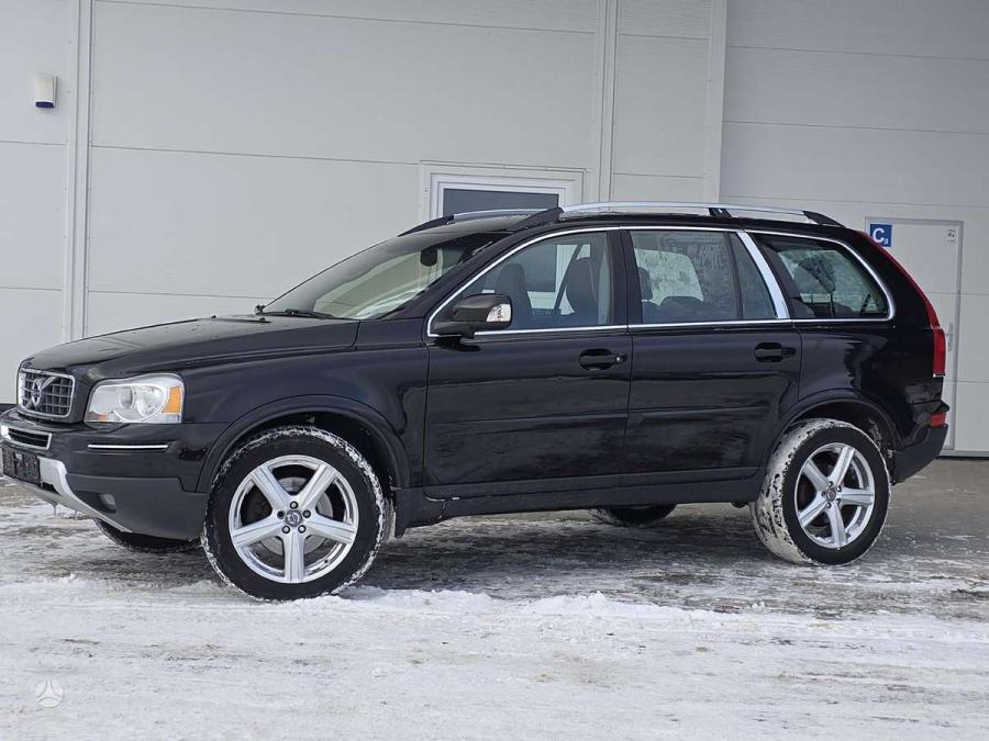Volvo XC90 2009 in Vilnius, with an engine capacity of 2.40 L and mileage of 280 thousand km for 9750 €, photo 9 on AUTOMOTO.COM.LV