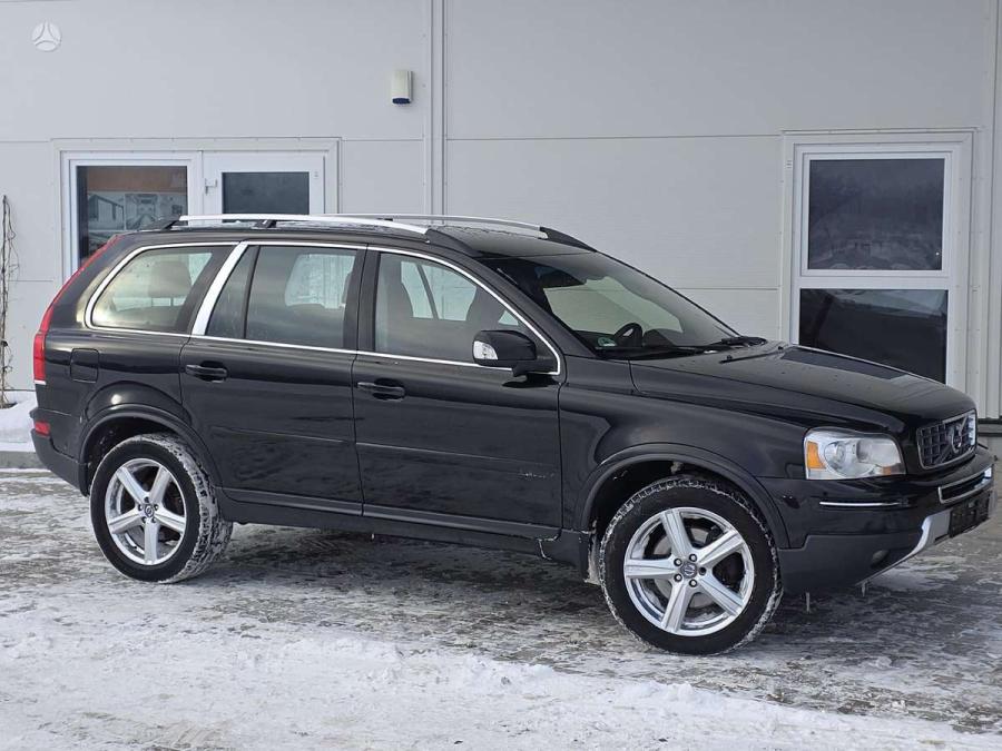 Volvo XC90 2009 in Vilnius, with an engine capacity of 2.40 L and mileage of 280 thousand km for 9750 €, photo 10 on AUTOMOTO.COM.LV