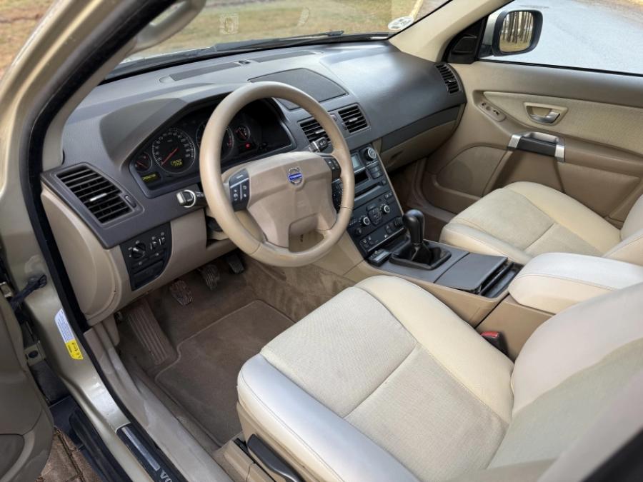 Volvo XC90 2009 Rīga, ar dzinēja tilpumu 2.40 L un nobraukumu 236 tūkst. km par 6890 €, foto 9 vietnē AUTOMOTO.COM.LV