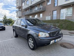Volvo XC90 2009 Viļņa, ar dzinēja tilpumu 2.40 L un nobraukumu 383 tūkst. km par 3900 €, foto  vietnē AUTOMOTO.COM.LV
