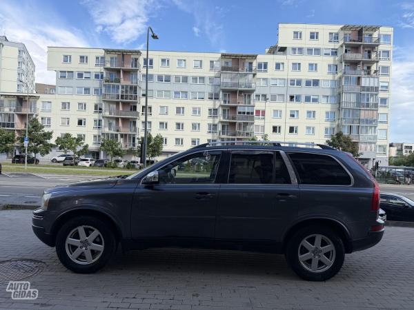 Volvo XC90 2009 in Vilnius, with an engine capacity of 2.40 L and mileage of 383 thousand km for 3900 €, photo 4 on AUTOMOTO.COM.LV