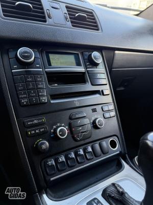 Volvo XC90 2009 Viļņa, ar dzinēja tilpumu 2.40 L un nobraukumu 383 tūkst. km par 3900 €, foto 21 vietnē AUTOMOTO.COM.LV
