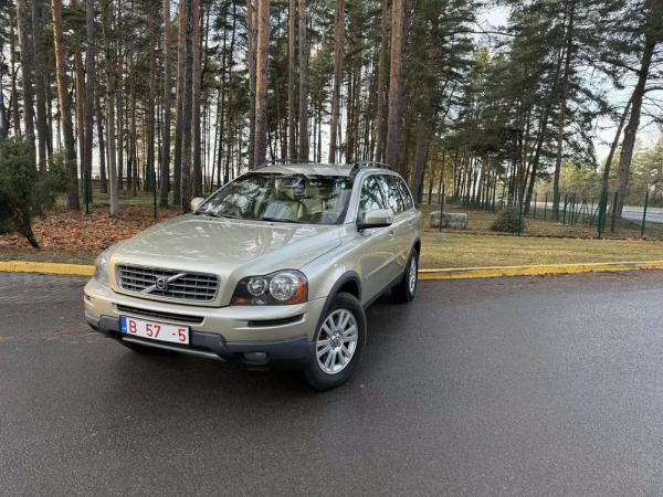 Volvo XC90 2009 Rīga, ar dzinēja tilpumu 2.40 L un nobraukumu 236 tūkst. km par 6890 €, foto 1 vietnē AUTOMOTO.COM.LV