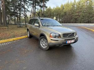 Volvo XC90 2009 in Riga, with an engine capacity of 2.40 L and mileage of 236 thousand km for 6890 €, photo 3 on AUTOMOTO.COM.LV