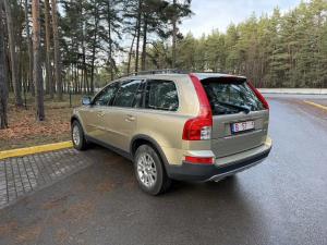 Volvo XC90 2009 in Riga, with an engine capacity of 2.40 L and mileage of 236 thousand km for 6890 €, photo 6 on AUTOMOTO.COM.LV