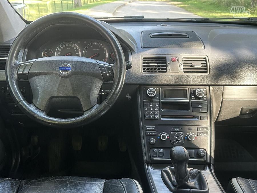 Volvo XC90 2009 Viļņa, ar dzinēja tilpumu 2.40 L un nobraukumu 312 tūkst. km par 6650 €, foto 10 vietnē AUTOMOTO.COM.LV