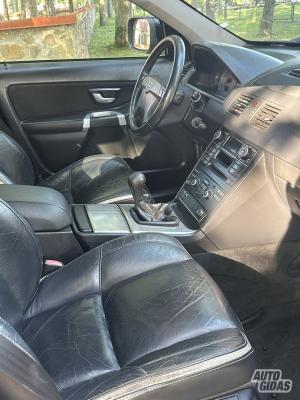 Volvo XC90 2009 Viļņa, ar dzinēja tilpumu 2.40 L un nobraukumu 312 tūkst. km par 6650 €, foto 11 vietnē AUTOMOTO.COM.LV
