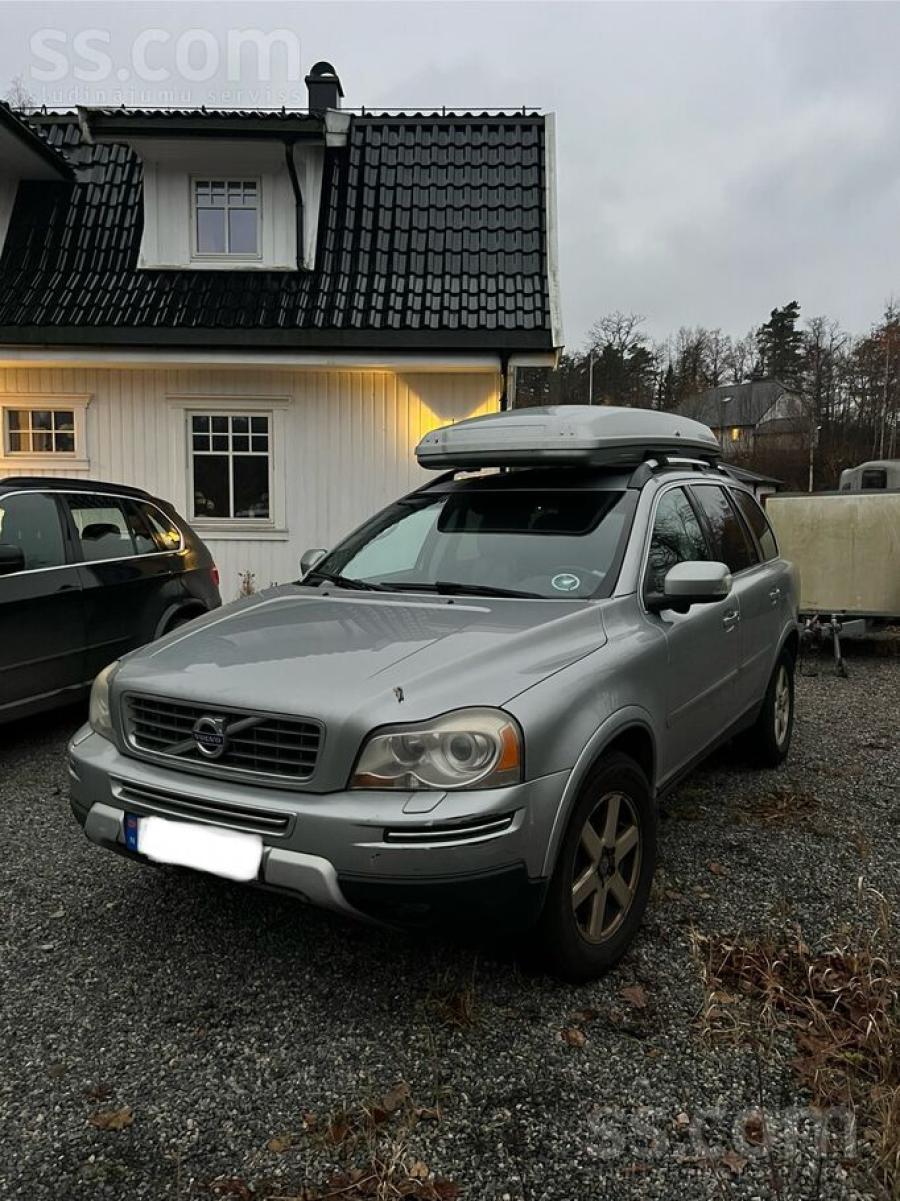 Volvo XC90 2010 Ventspils, ar dzinēja tilpumu 2.40 L un nobraukumu 333 tūkst. km par 5500 €, foto 1 vietnē AUTOMOTO.COM.LV
