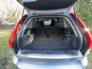 Volvo XC90 2010 in Riga, with an engine capacity of 2.40 L and mileage of 285 thousand km for 6500 €, photo 11 on AUTOMOTO.COM.LV
