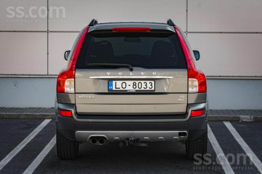 Volvo XC90 2010 Rīga, ar dzinēja tilpumu 2.40 L un nobraukumu 0 tūkst. km par 7990 €, foto 6 vietnē AUTOMOTO.COM.LV
