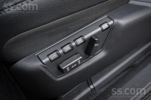 Volvo XC90 2010 in Riga, with an engine capacity of 2.40 L and mileage of 0 thousand km for 7990 €, photo 10 on AUTOMOTO.COM.LV