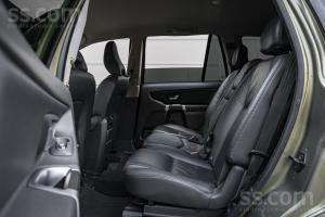 Volvo XC90 2010 Rīga, ar dzinēja tilpumu 2.40 L un nobraukumu 0 tūkst. km par 7990 €, foto 13 vietnē AUTOMOTO.COM.LV