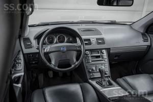Volvo XC90 2010 Rīga, ar dzinēja tilpumu 2.40 L un nobraukumu 0 tūkst. km par 7990 €, foto 19 vietnē AUTOMOTO.COM.LV