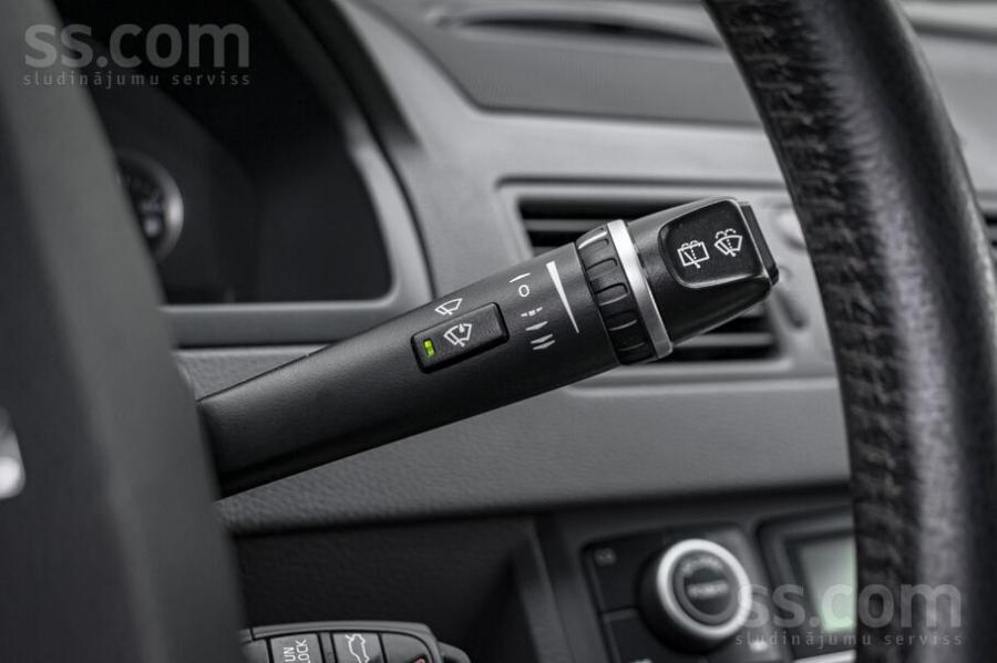 Volvo XC90 2010 Rīga, ar dzinēja tilpumu 2.40 L un nobraukumu 0 tūkst. km par 7990 €, foto 25 vietnē AUTOMOTO.COM.LV