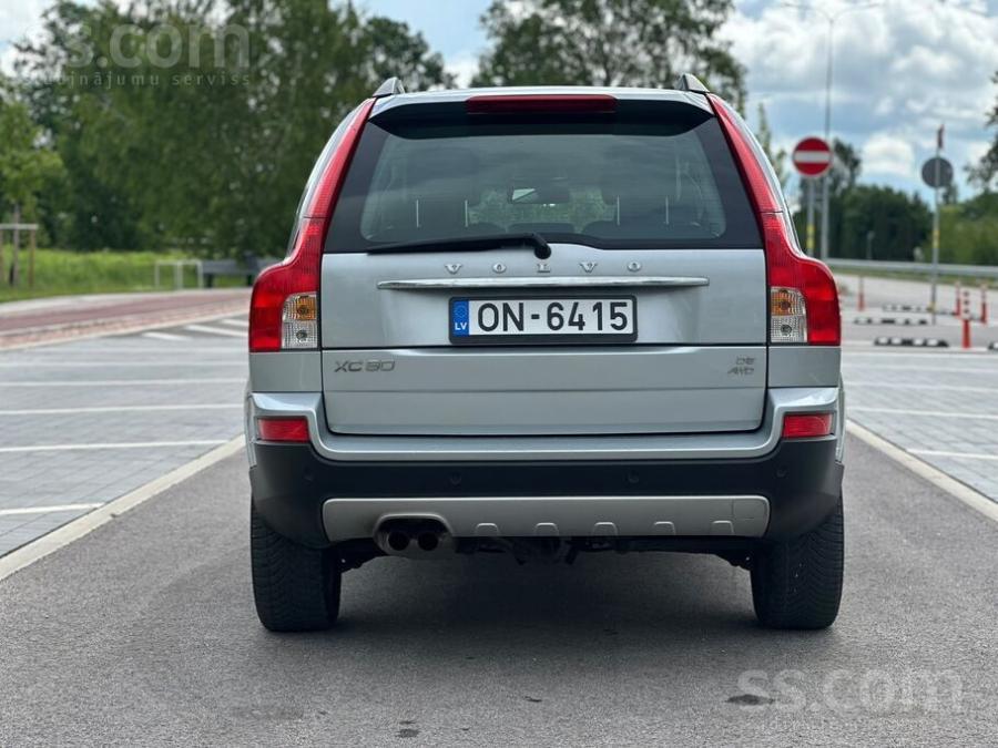 Volvo XC90 2010 in Jelgava, with an engine capacity of 2.40 L and mileage of 0 thousand km for 8990 €, photo 6 on AUTOMOTO.COM.LV