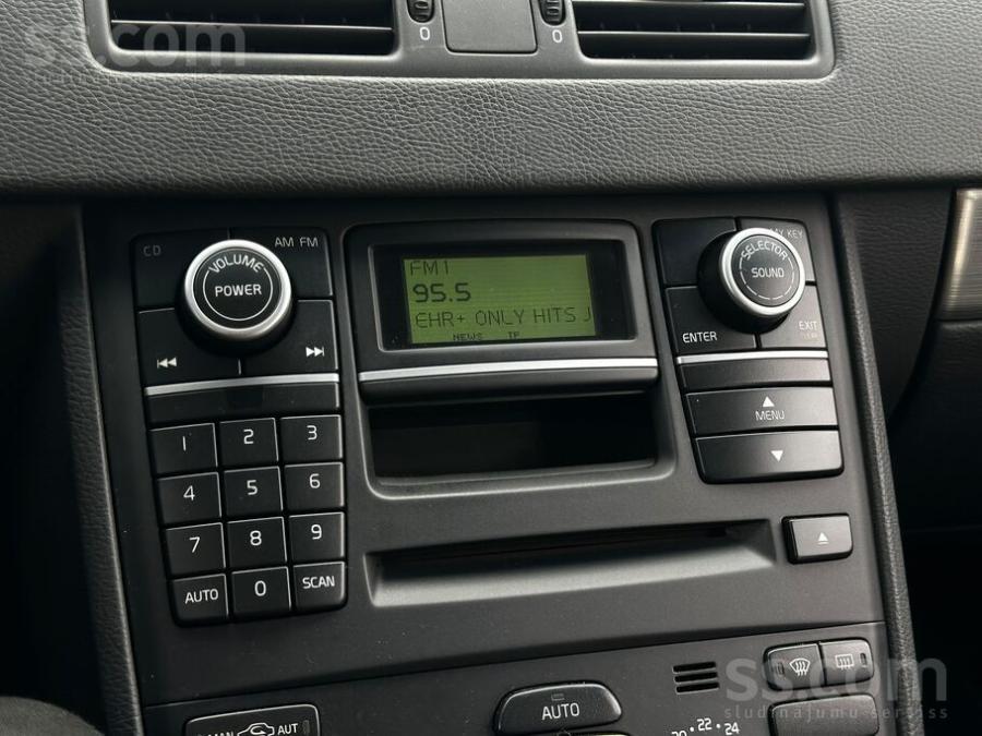 Volvo XC90 2010 in Jelgava, with an engine capacity of 2.40 L and mileage of 0 thousand km for 8990 €, photo 26 on AUTOMOTO.COM.LV