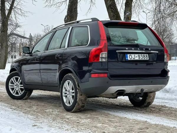 Volvo XC90 2010 Jelgava, ar dzinēja tilpumu 2.40 L un nobraukumu 305 tūkst. km par 8990 €, foto 3 vietnē AUTOMOTO.COM.LV