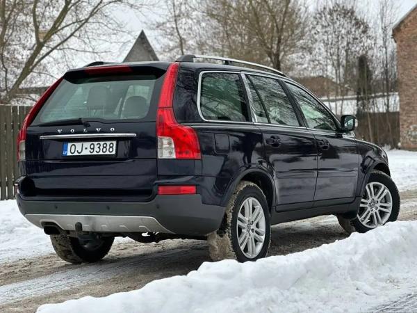 Volvo XC90 2010 Jelgava, ar dzinēja tilpumu 2.40 L un nobraukumu 305 tūkst. km par 8990 €, foto 5 vietnē AUTOMOTO.COM.LV