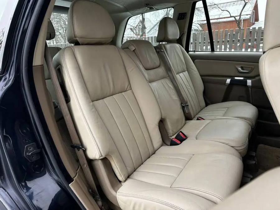 Volvo XC90 2010 Jelgava, ar dzinēja tilpumu 2.40 L un nobraukumu 305 tūkst. km par 8990 €, foto 12 vietnē AUTOMOTO.COM.LV