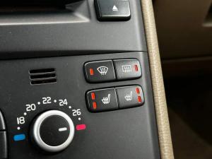 Volvo XC90 2010 Jelgava, ar dzinēja tilpumu 2.40 L un nobraukumu 305 tūkst. km par 8990 €, foto 26 vietnē AUTOMOTO.COM.LV