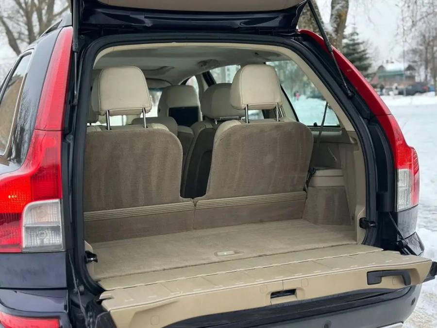 Volvo XC90 2010 Jelgava, ar dzinēja tilpumu 2.40 L un nobraukumu 305 tūkst. km par 8990 €, foto 33 vietnē AUTOMOTO.COM.LV