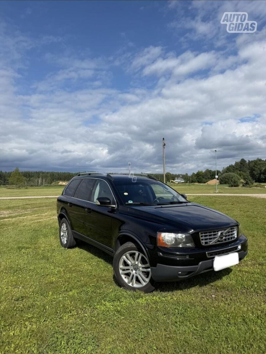 Volvo XC90 2010 Viļņa, ar dzinēja tilpumu 2.40 L un nobraukumu 217 tūkst. km par 10500 €, foto 1 vietnē AUTOMOTO.COM.LV