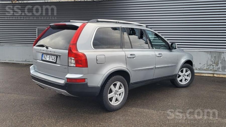 Volvo XC90 2011 Rīga, ar dzinēja tilpumu 2.40 L un nobraukumu 262 tūkst. km par 8650 €, foto 12 vietnē AUTOMOTO.COM.LV