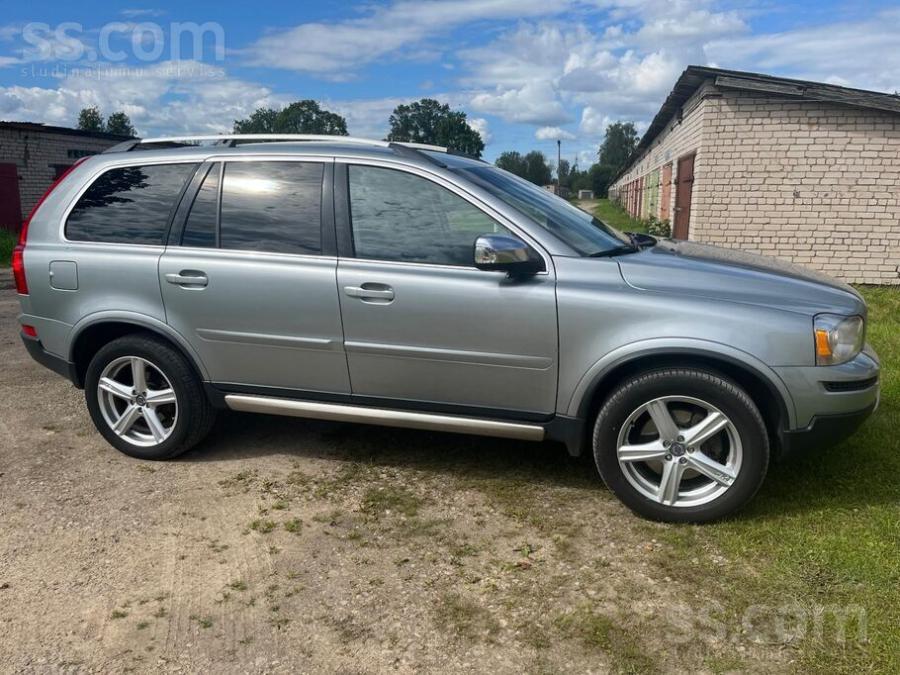 Volvo XC90 2011 in Preili, with an engine capacity of 2.40 L and mileage of 248 thousand km for 11150 €, photo 3 on AUTOMOTO.COM.LV