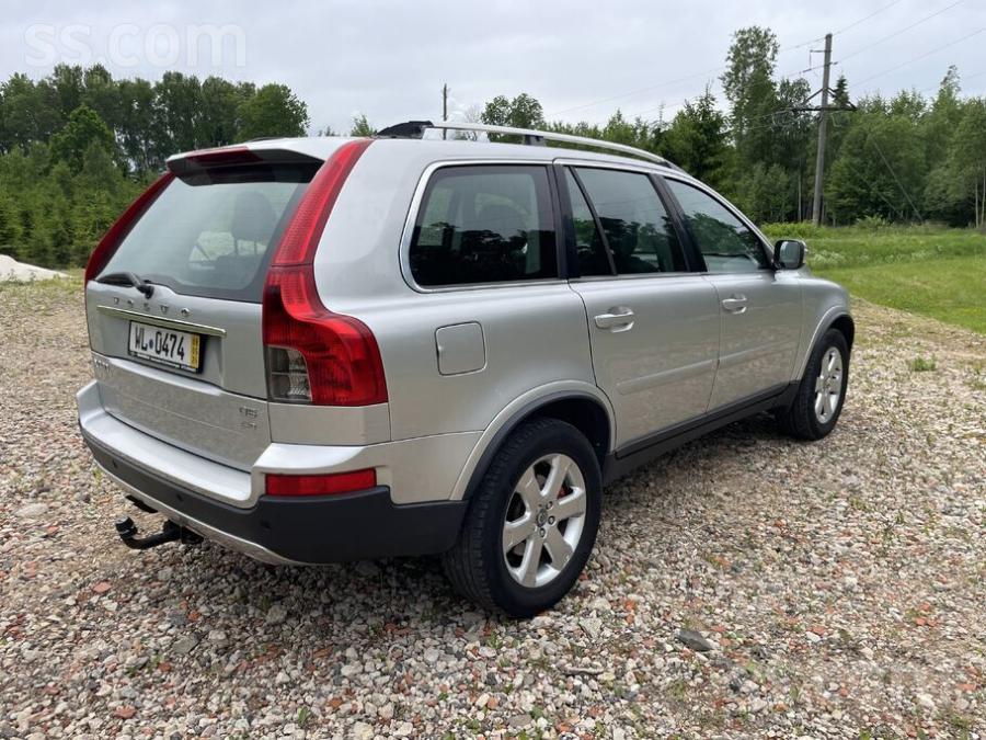 Volvo XC90 2011 Cēsis, ar dzinēja tilpumu 2.40 L un nobraukumu 0 tūkst. km par 7950 €, foto 4 vietnē AUTOMOTO.COM.LV