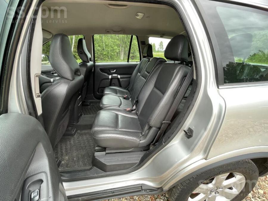 Volvo XC90 2011 Cēsis, ar dzinēja tilpumu 2.40 L un nobraukumu 0 tūkst. km par 7950 €, foto 9 vietnē AUTOMOTO.COM.LV