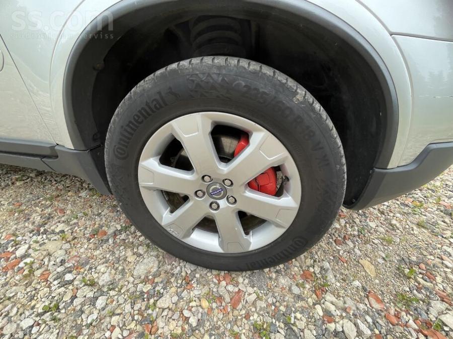 Volvo XC90 2011 Cēsis, ar dzinēja tilpumu 2.40 L un nobraukumu 0 tūkst. km par 7950 €, foto 15 vietnē AUTOMOTO.COM.LV