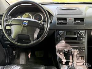 Volvo XC90 2011 Viļņa, ar dzinēja tilpumu 2.40 L un nobraukumu 298 tūkst. km par 8400 €, foto 10 vietnē AUTOMOTO.COM.LV
