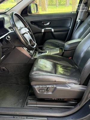 Volvo XC90 2011 Viļņa, ar dzinēja tilpumu 2.40 L un nobraukumu 298 tūkst. km par 8400 €, foto 12 vietnē AUTOMOTO.COM.LV